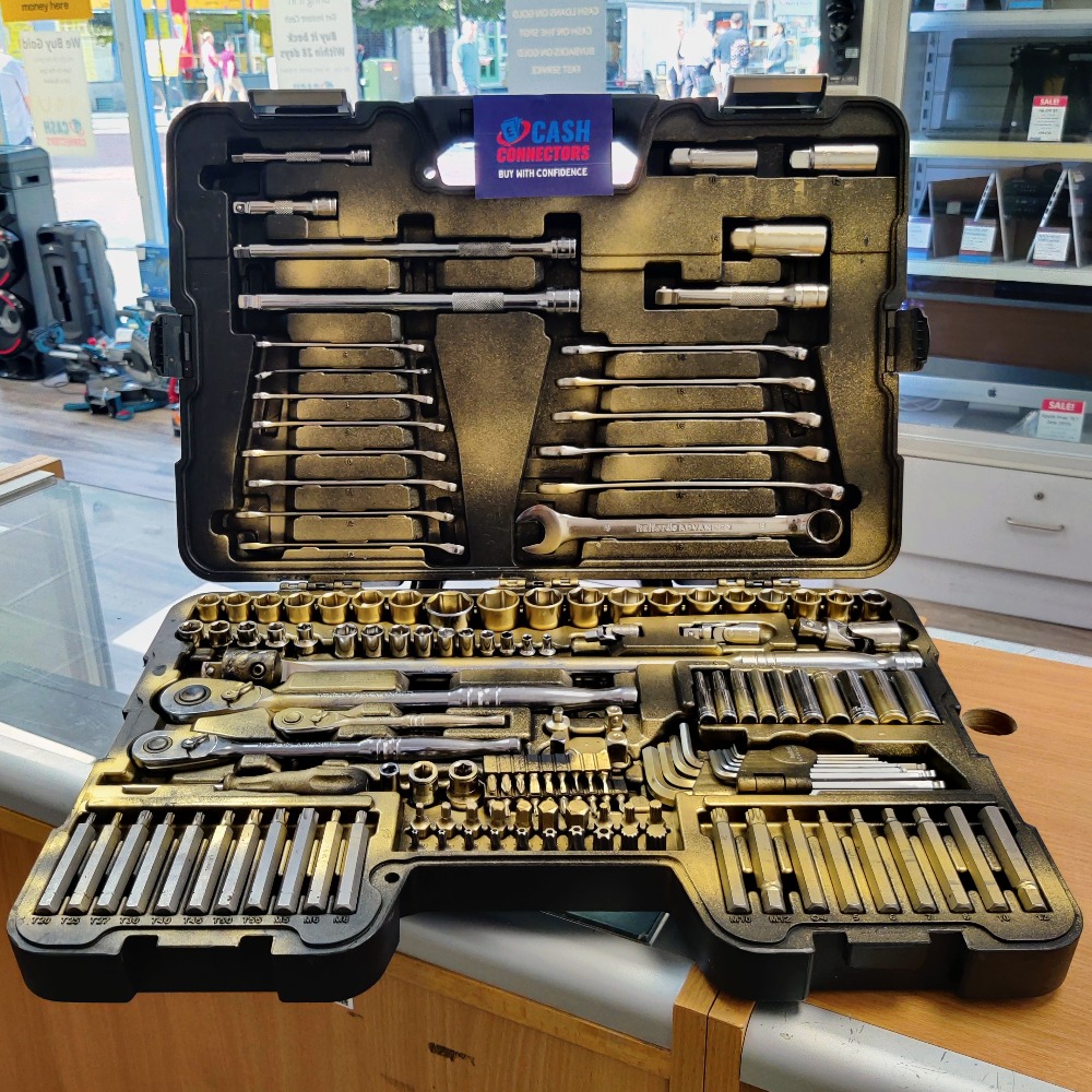 Pre-owned Halfords Advanced 150 Pc Socket & Spanner Set - Own4Less